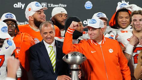 Dabo Swinney Breaks Transfer Portal Policy For Big Time Target