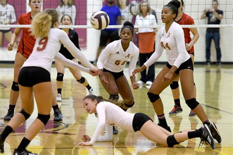 Photos Alemany Defeats Harvard Westlake In Girls Volleyball Matchup