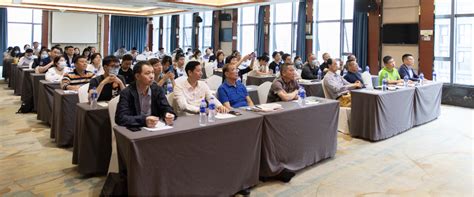 重庆市房地产估价和经纪行业12个党支部联合召开学习贯彻主题教育宣讲会 行业党建 中国土地估价师与土地登记代理人协会