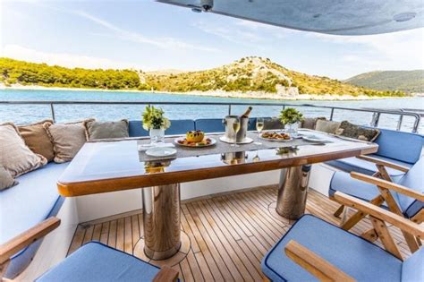 Rent Yacht M Y Milaya In With Arthaud Yachting