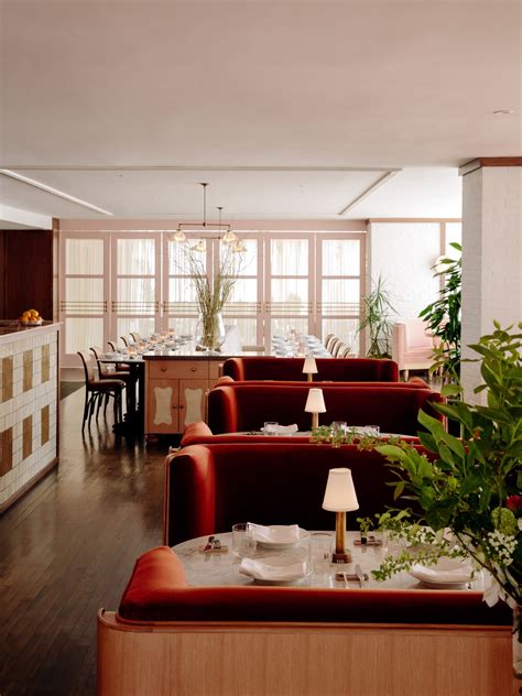 Home Studios Adds Soft Seating To Italian Restaurant Bar Enza