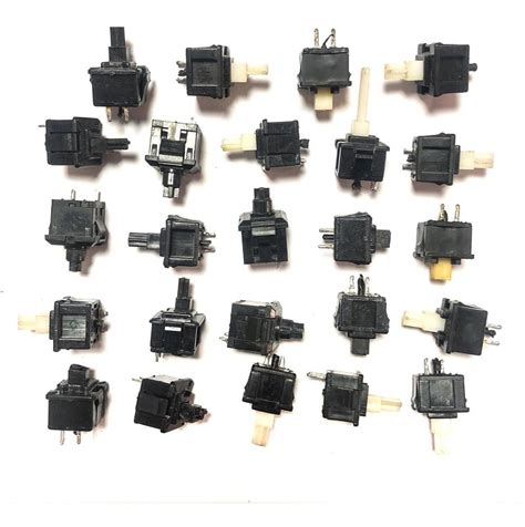 24 Piezas De Push Boton Usados 1 5 X 1 5 Cm Mercadolibre