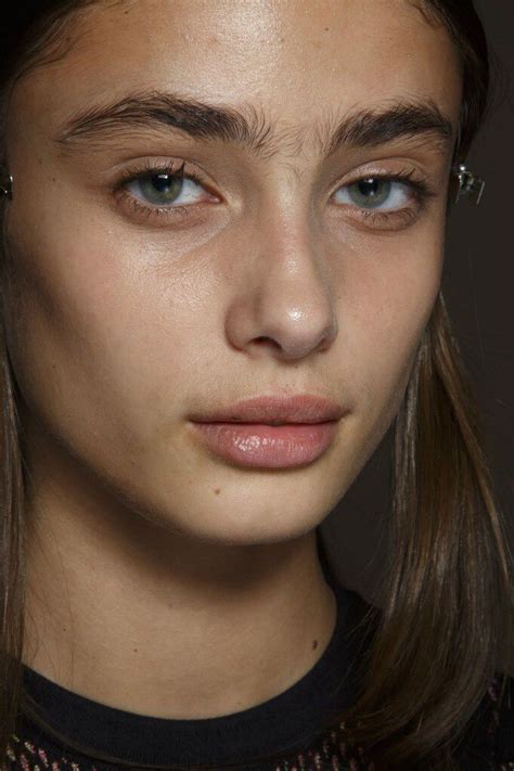 The Best Makeup For Dark Skin A Comprehensive Guide Artofit