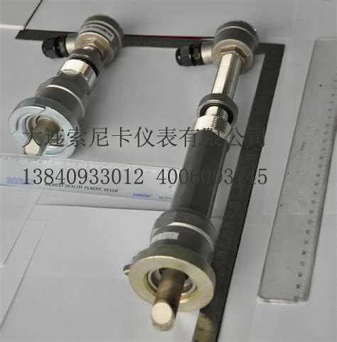 插入式超声波流量计探头实物图