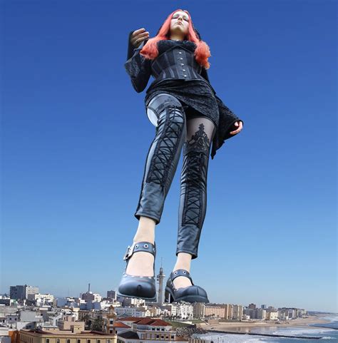 Giantess Goddess Amarie By Alberto62 On Deviantart
