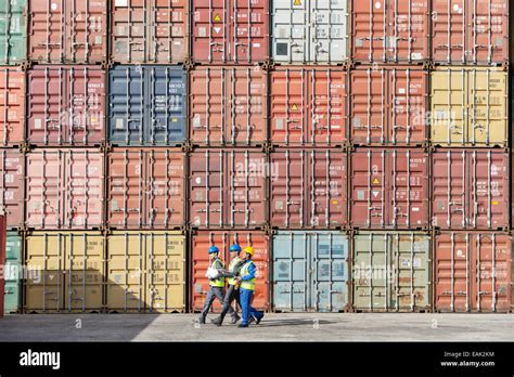 Cargo Movement Hi Res Stock Photography And Images Alamy
