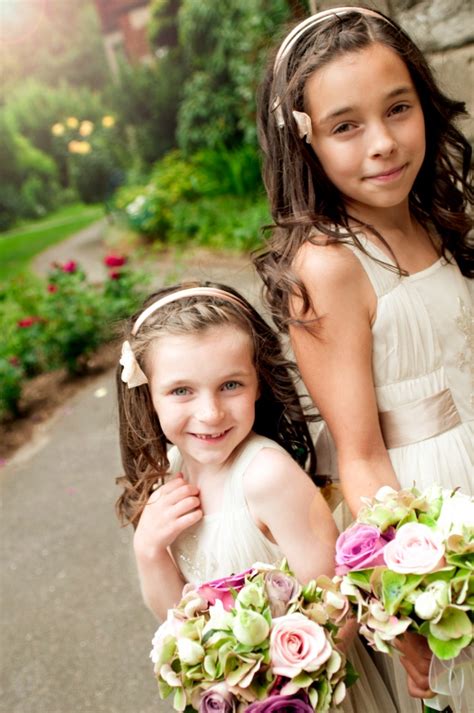 Olivia Katie 2 Sig Lily Sawyer Photography