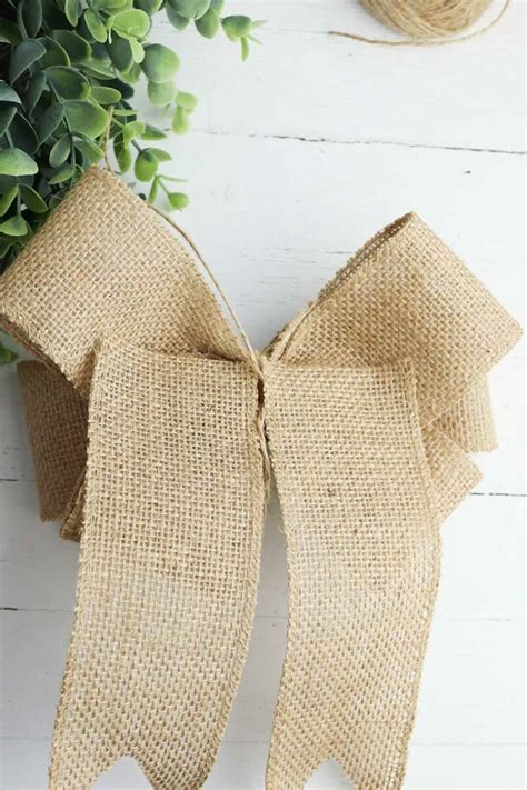 Easy Way To Make A Burlap Bow Single Girl S DIY