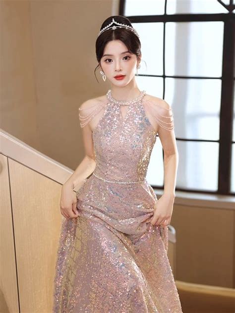 Halter Neck Glitter Gown Ootd17530 Ootd Malaysia