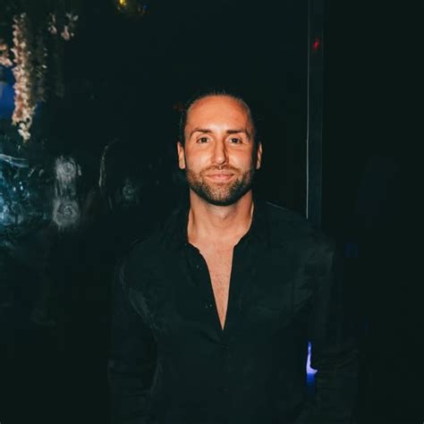 Benjamin Dür Benjaminduer • Threads Say More