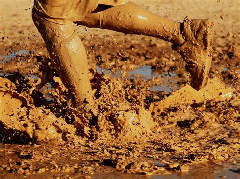 This Week Mud Monterey Canyon And Kanye West Eos