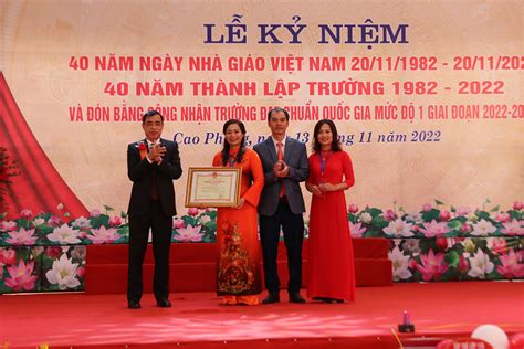 Trường Thpt Cao Phong Kỷ Niệm 40 Năm Thành Lập Trường