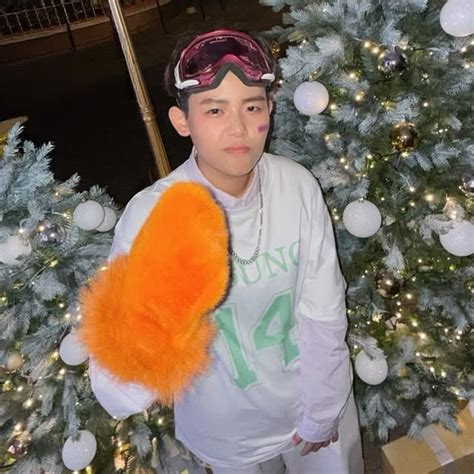 王翔永daemyn Allgreen1323 • Threads Say More