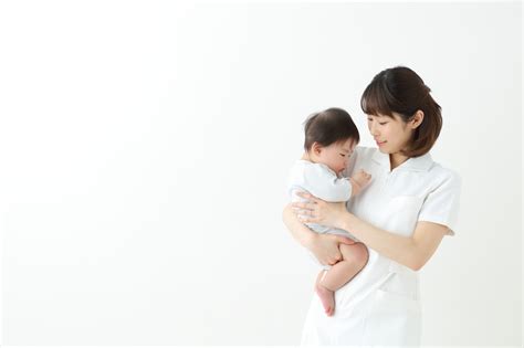 赤ちゃんの水頭症にはどんな特徴がある？ どんな治療法がある？ ｜ 子育て大学