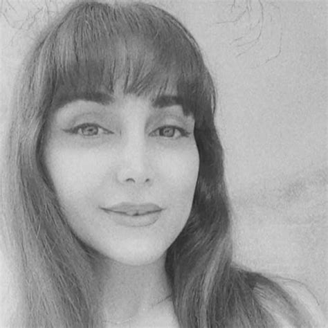 Maryam Maryamasadi • Threads Say More