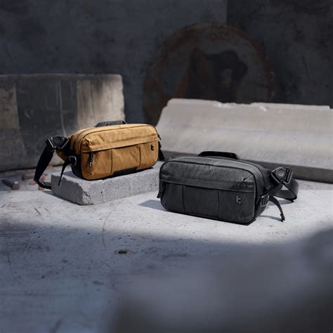 Tomtoc Liteway Travel Backpack 28l Lightweight And Carry On Approved