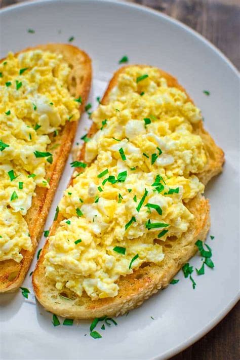 The Best Scrambled Egg Toast COOKTORIA