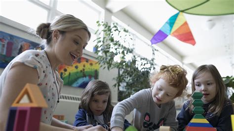 Gender Pay Gap Falls To 133 Per Cent In Australia Au