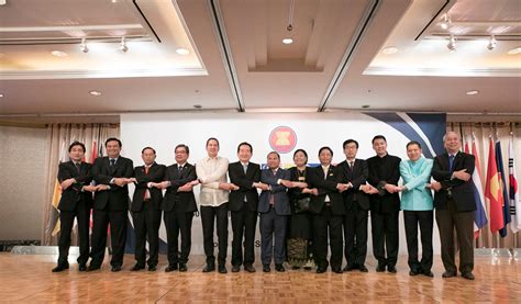 เมื่อวันที่ 2 พฤศจิกายน 2560 นายศรัณย์ เจริญสุวรรณ เอกอัครราชทูต ณ กรุง