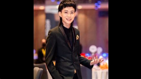 ទ្រាំលែងបាន លឹម តិចម៉េង ប្រលះចំៗទៅកាន់មិត្តមួយចំនួនរាប់អានតែពេលល្បី
