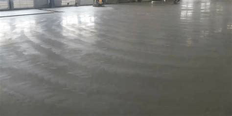 金刚砂耐磨地坪在车库中的应用 搜狐汽车 搜狐网