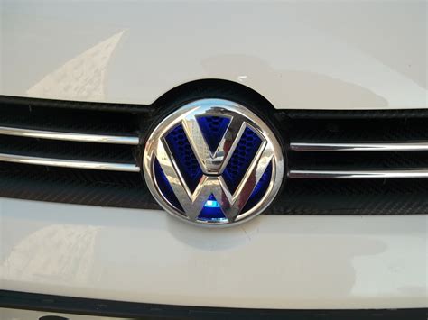 Диодные ПТФ+ Подсветка значка+ Смена ламп+ Рештоки — Volkswagen Polo ...