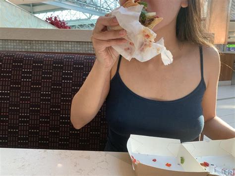 No Bra At Food Court Rnobra