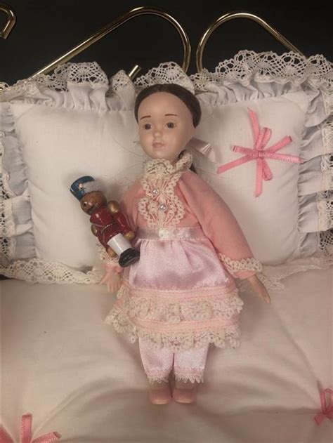 Lot 18 Pleasant Company American Girl Historical Doll Samantha