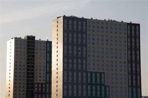 무료 이미지 주택 창문들 Square Meters 저당 벽 건축물 구성 탑 블록 대도시 지역 마천루 시티