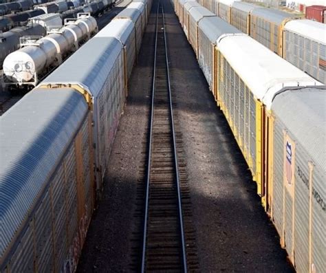 Breaking Senate Votes To Prevent Rail Strike But Opts Out Of Sick