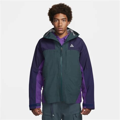 7 atuendos Nike para días de lluvia para comprar ahora Nike