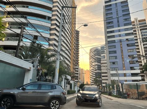 The Brazilian Middle Class And Its Illusory Search For An Elite