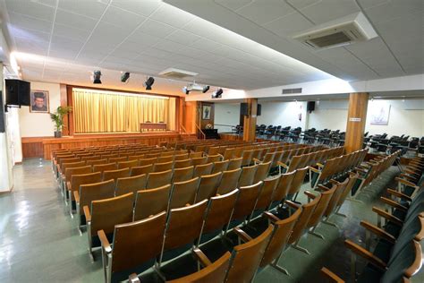 Centro De Enseñanza Superior En Humanidades Y Ciencias De La Educación