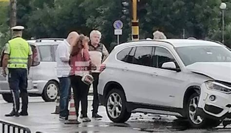 Съпругата на Бойко Рашков катастрофира в столицата снимки