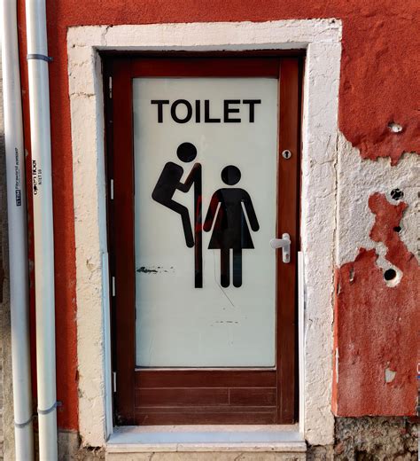 This Is A Public Toilet In Venice Rfunny