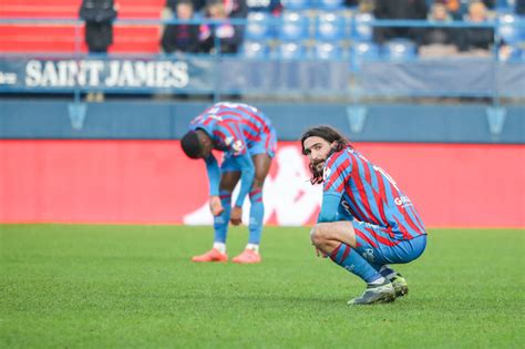 Football Le SM Caen s enfonce dans la crise après une nouvelle défaite
