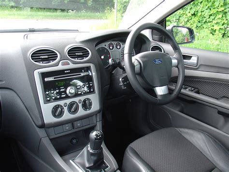 Used Ford Focus Saloon 2005 2009 Boot Space Practicality And
