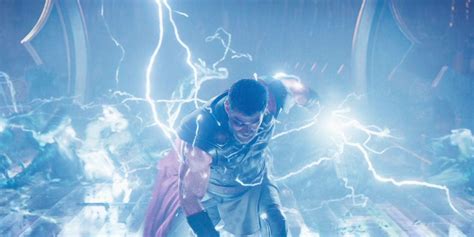 10 vezes que Thor provou que é o Vingador mais forte do MCU Strong