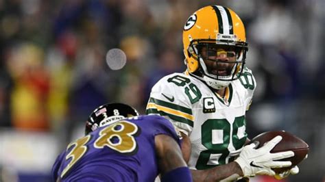 Bears Sign Veteran Tight End Marcedes Lewis On Tap Sports Net