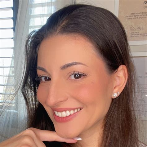 Batel Skin Care And Beauty Boutique אחת מהדוגמאות עם הגוונים המבוקשים