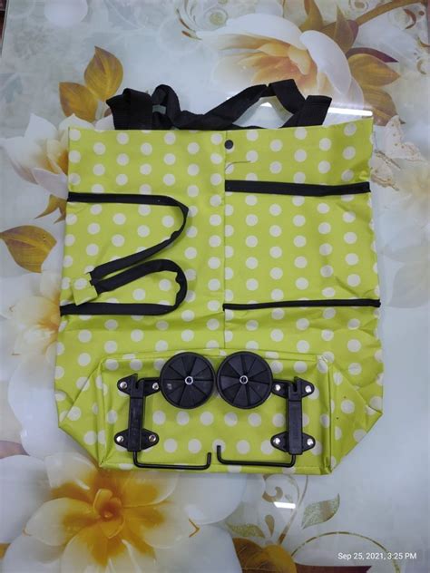Yellow Foldable Shopping Trolley Bag For Easy To Use And Easy To Carry