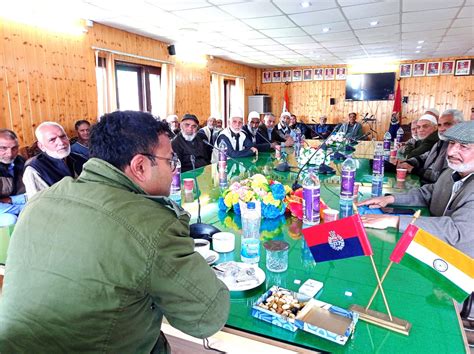 Ssp Ganderbal Shri Sandeep Gupta Ips Held Meeting With Proang Police