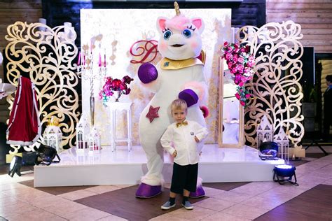 Дитячі свята Vip рівень організації свята Клоуни на дитяче свято Дитячий день народження Київ