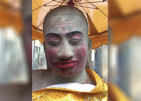 អ្នកស្រាវជ្រាវ ថា ការតុបតែង ព្រះ ភក្ត្រ បដិមា នៅ ប្រាសាទ មិនមែនជា រឿង ចម្លែក ទេ