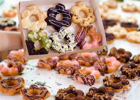 Where To Get Soft Chewy Mochi Donuts In The Metro Booky
