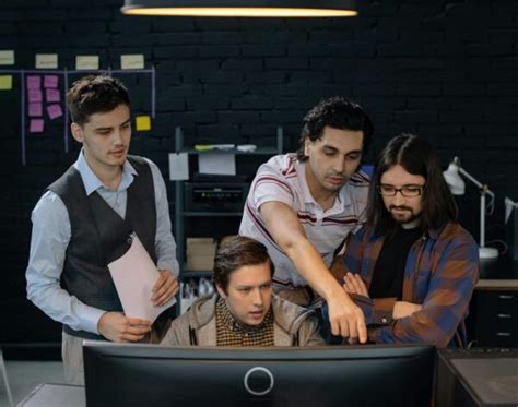 Virtual Classroom Software Development For Teaching Uplinx