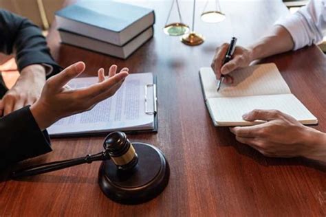 Cómo Realizar Una Demanda Por Daños Y Perjuicios Exitosa