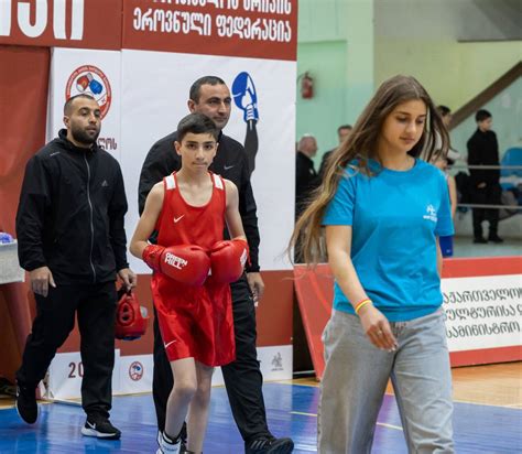 ქუთაისის ქუთაისი2025 🟢 ქუთაისის სპორტის სასახლეში მოსწავლე მოკრივეთა შორის საქართველოს