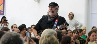 Cultura Cuba Frank Delgado Celebró Su 45 Años De Trova En Casa De Las