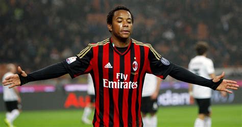 La Caída A Los Infiernos De Robinho Futbolista Que Pasó Por El Real Madrid Y El Ac Milan Y